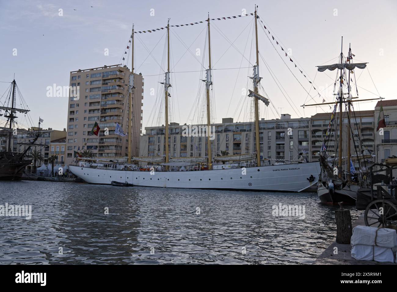 Former cod tanker hi-res stock photography and images - Alamy