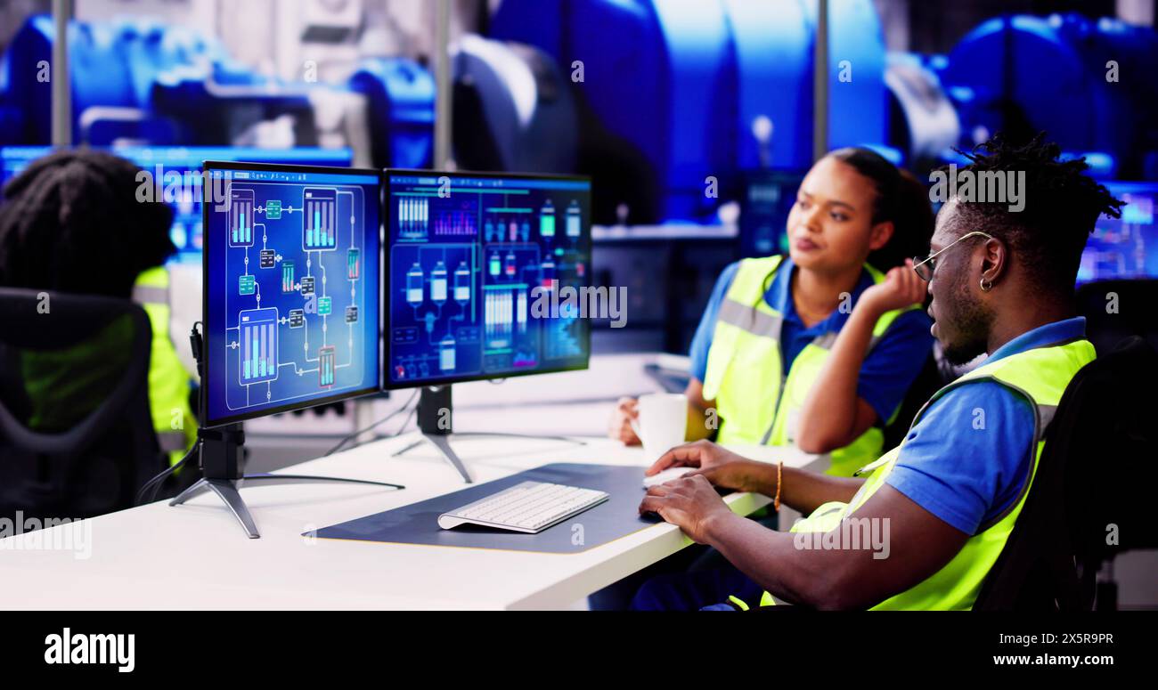 Engineer Operators Using Scada System At Industrial Plant Stock Photo ...