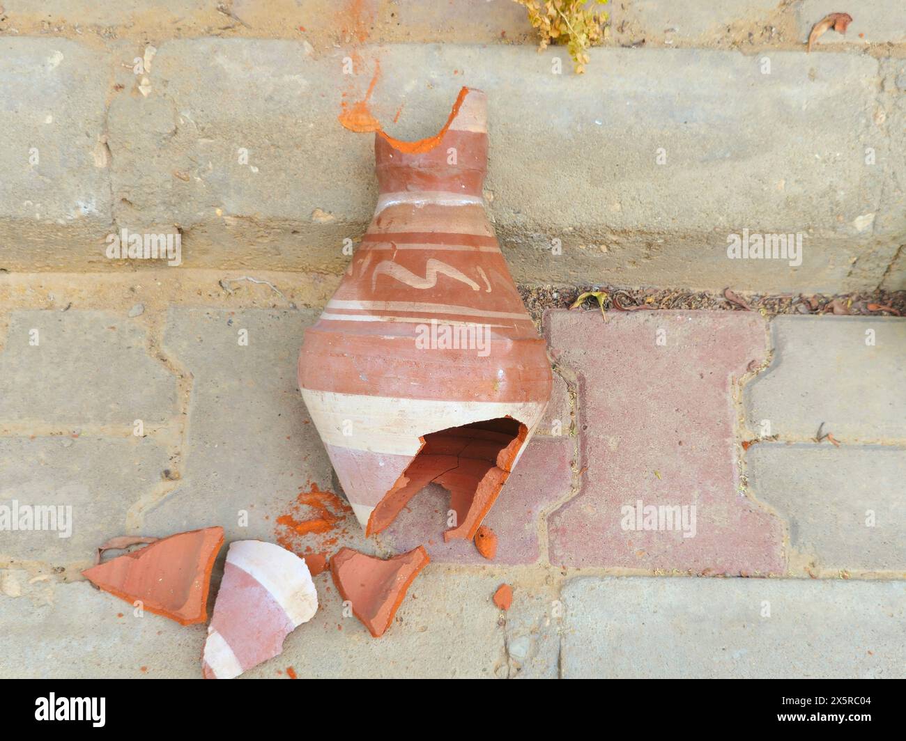 Egypt molding ancient egyptian hi-res stock photography and images - Alamy