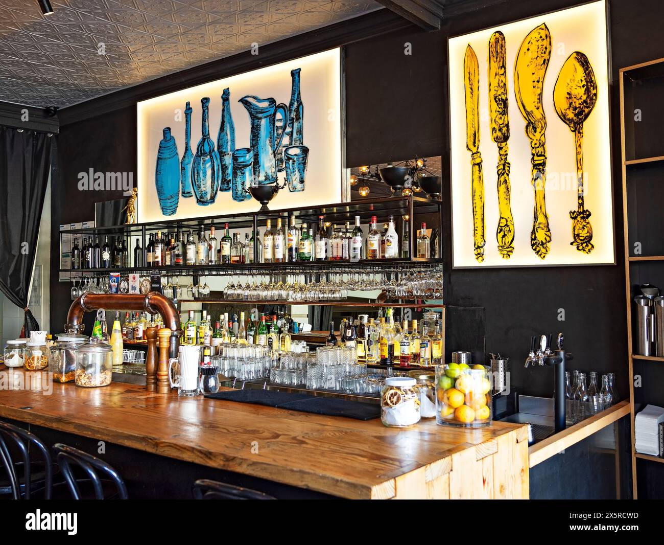 Daylesford Australia / Hotel Frangos Bar in the old former gold mining ...