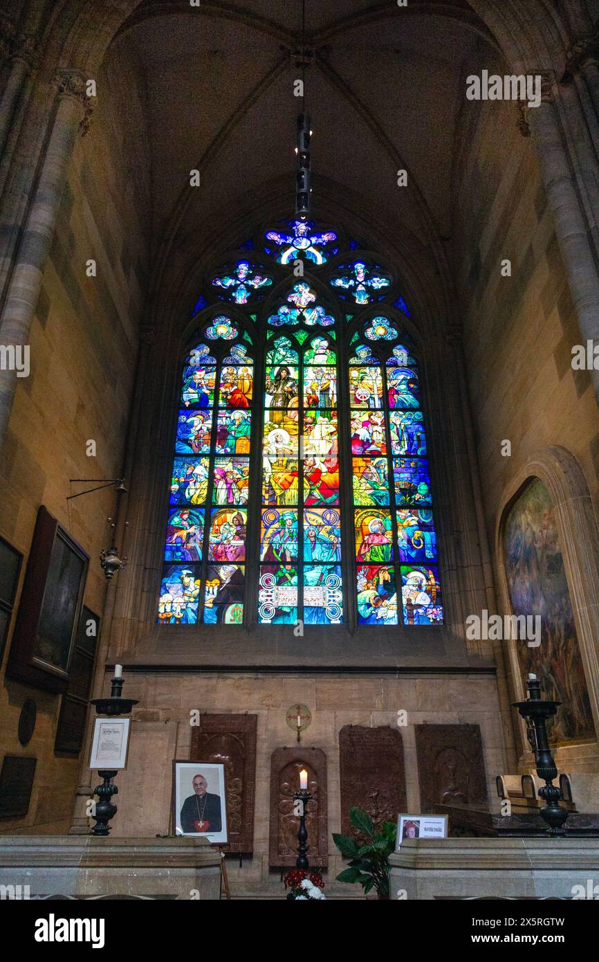 Stained glass window at St. Vitus Cathedral, Prague Castle, Prague ...