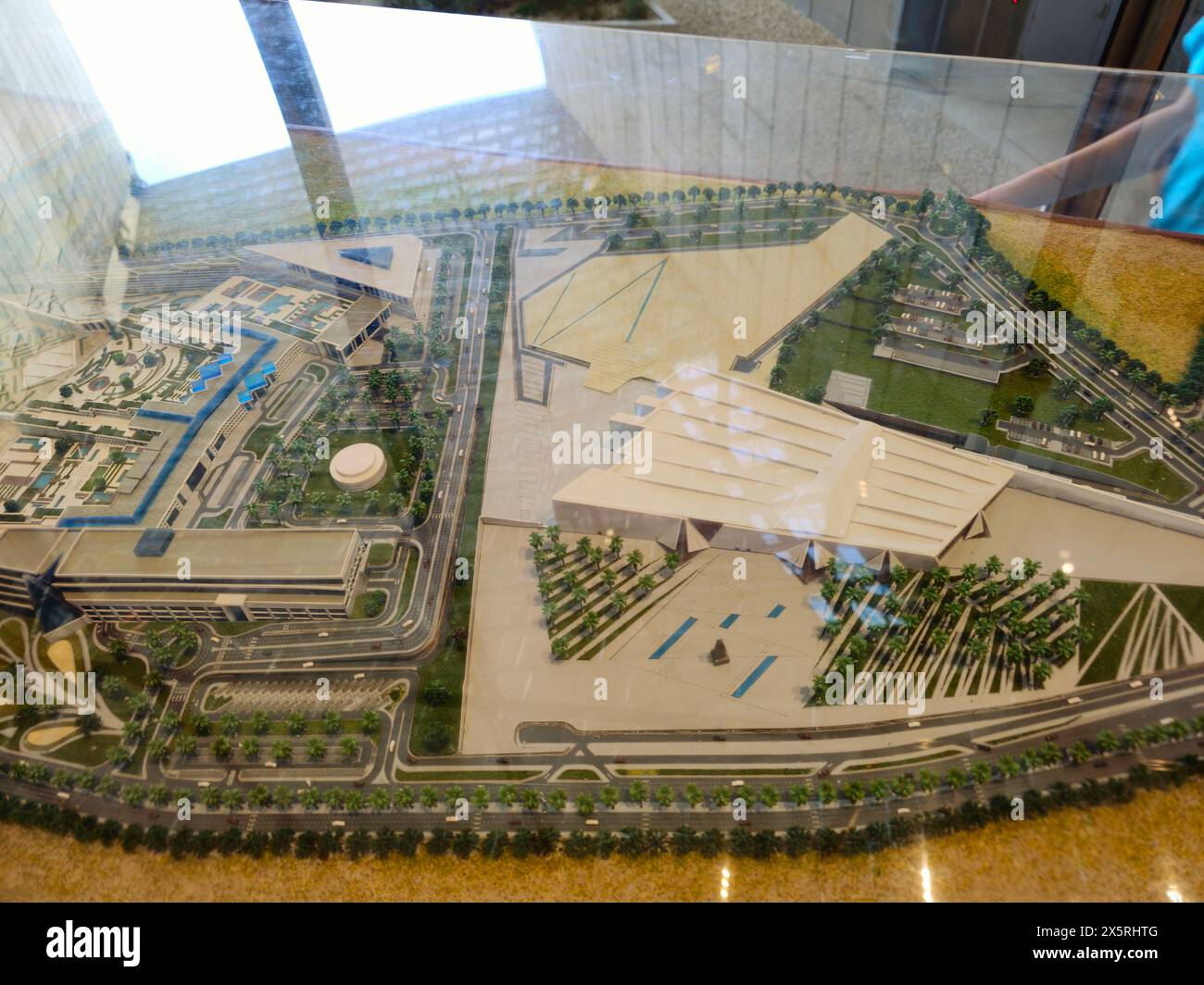 Egyptian pyramid model hi-res stock photography and images - Alamy