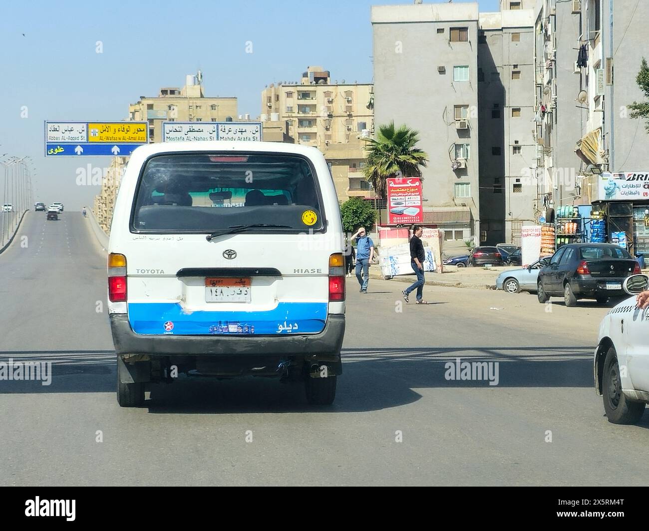 Coach and minibus hire hi-res stock photography and images - Alamy