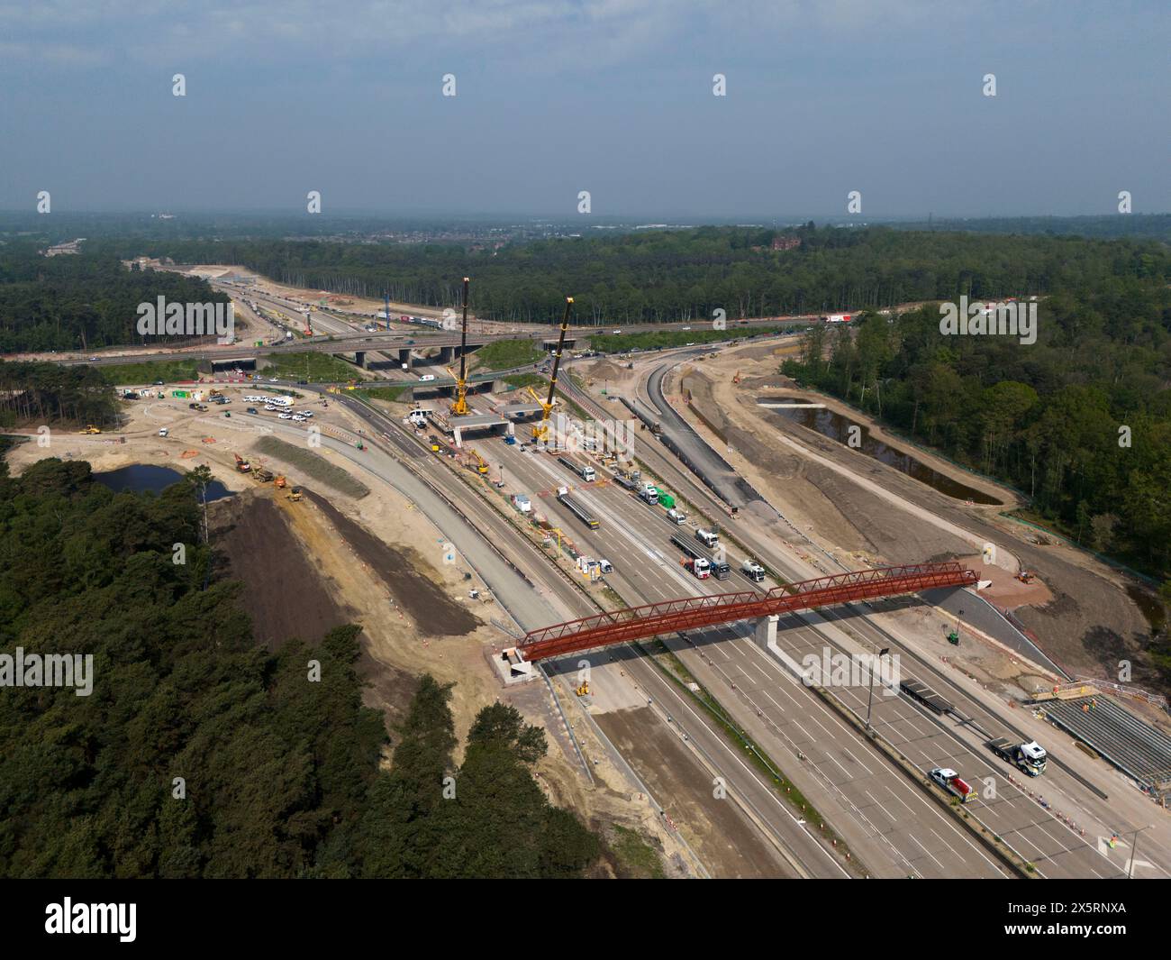 Engineering junction 10 m25 hi-res stock photography and images - Alamy