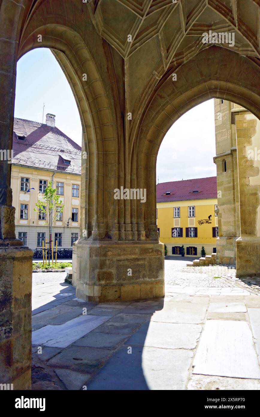View of Albert Hubert Square through the portal arches of the Gothic St ...