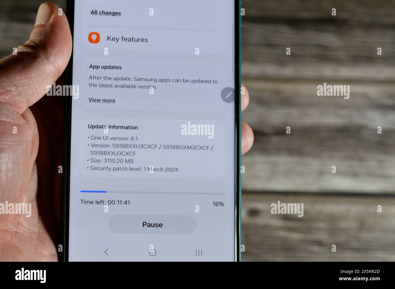 Cairo, Egypt, April 1 2024: Samsung software update for Samsung ...