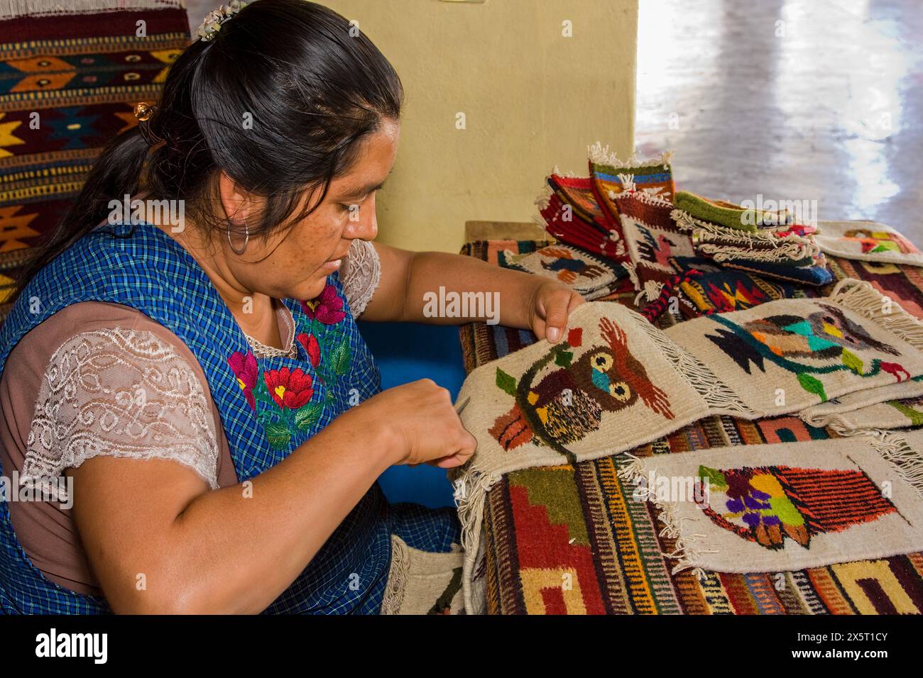 Zapotec art hi-res stock photography and images - Alamy