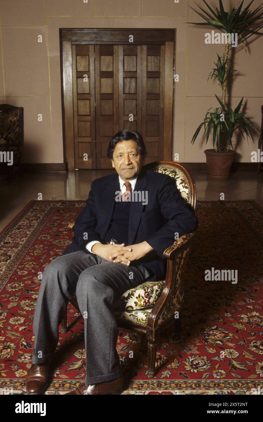 Vidiadhar Surajprasad (VS ou V S) NAIPAUL - Date : 19910501 ©John Foley ...