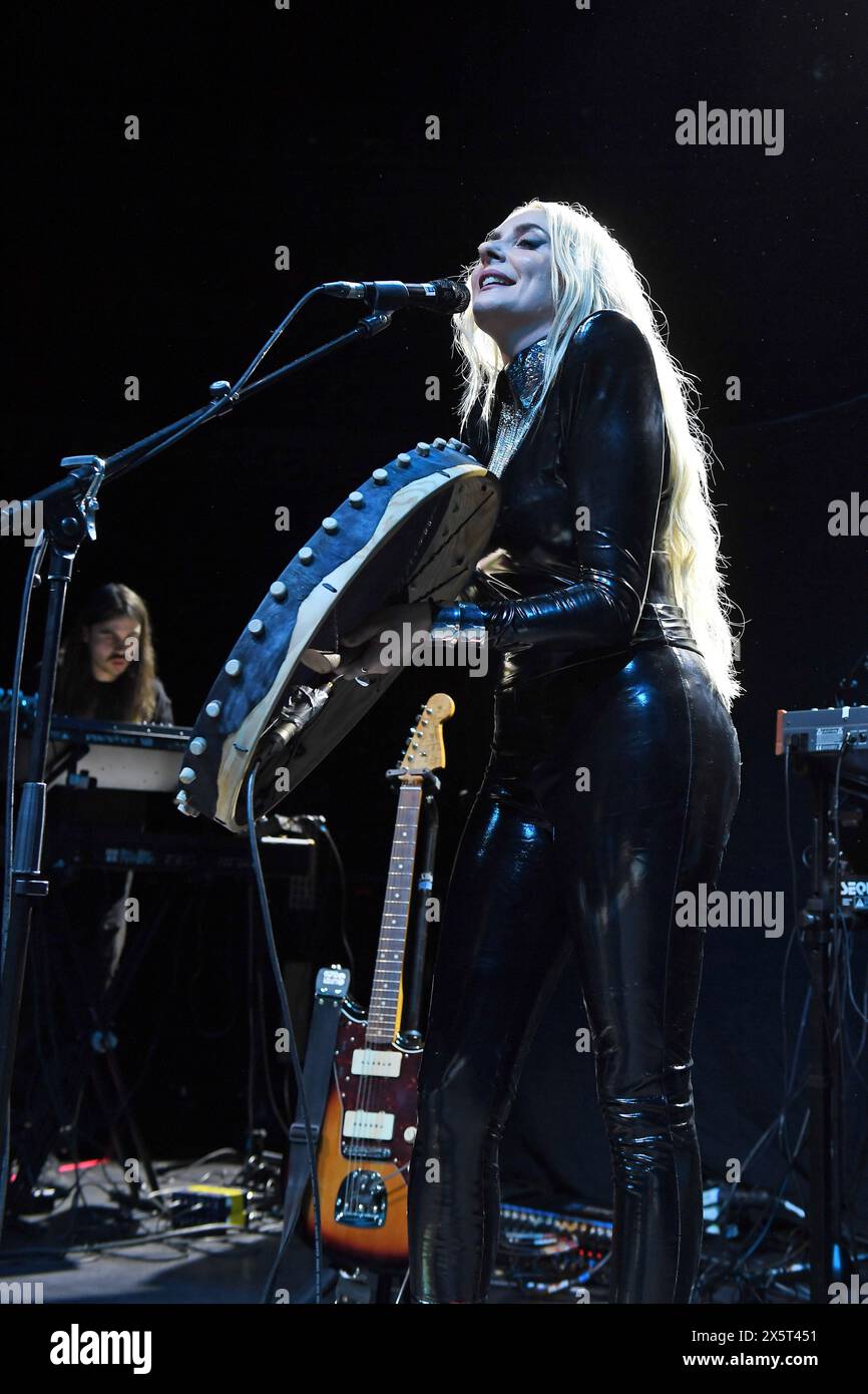 LONDON, ENGLAND - MAY 10: Eivør (Eivør Pálsdóttir) performing at Royal ...