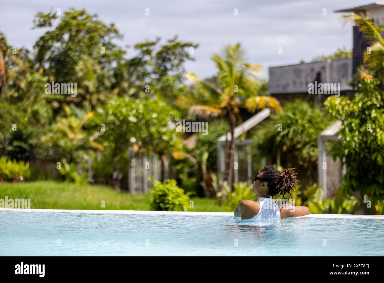 Woman swimsuit rear view hi-res stock photography and images - Alamy