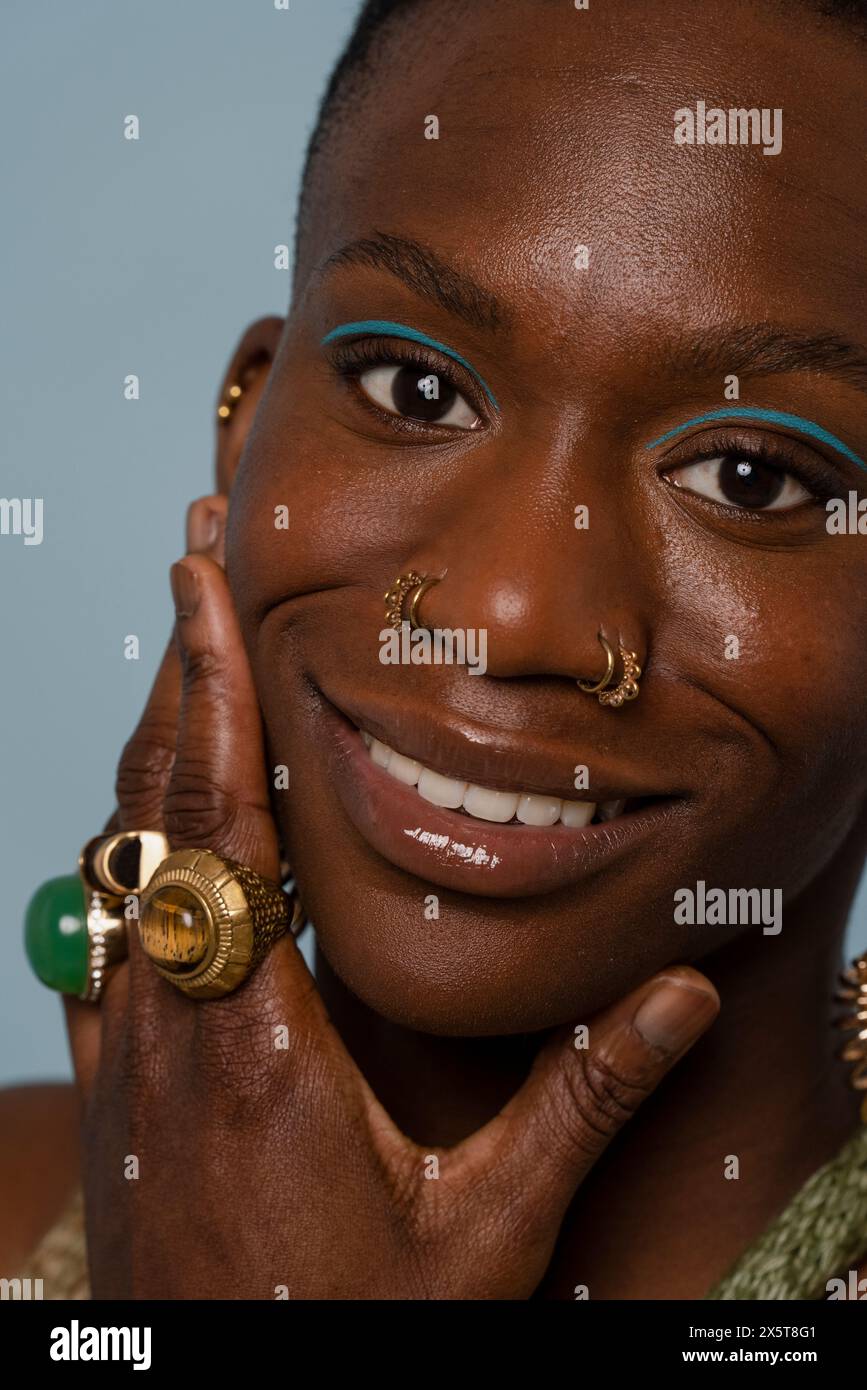 Fashionable close up portrait woman hi-res stock photography and images ...