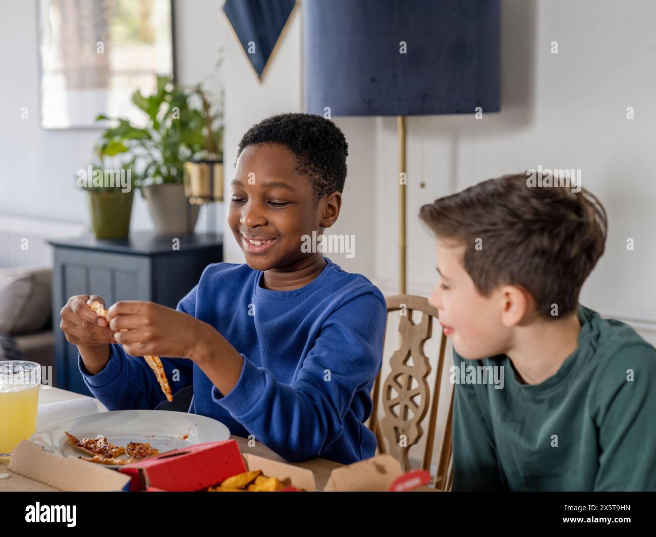 Boys 8 9 uk hi-res stock photography and images - Alamy