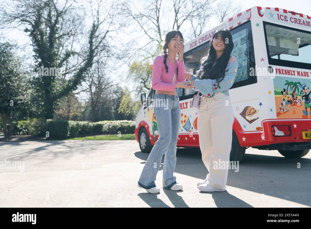 Chinese ice cream truck hi-res stock photography and images - Alamy