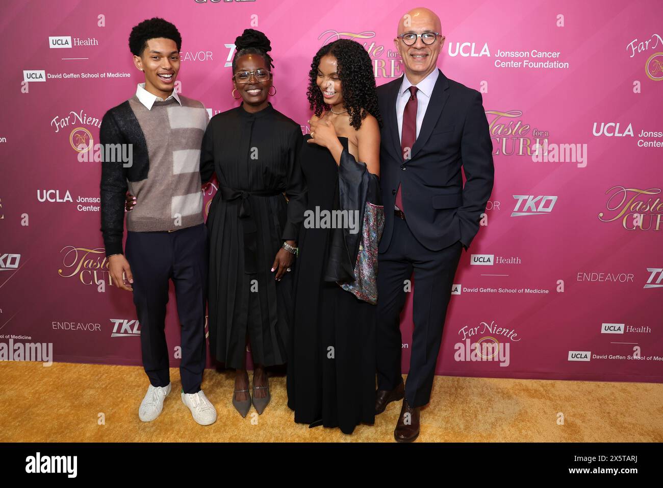 BEVERLY HILLS, CA - May 10: Sayeed Shahidi, Keri Shahidi, Yara Shahidi ...