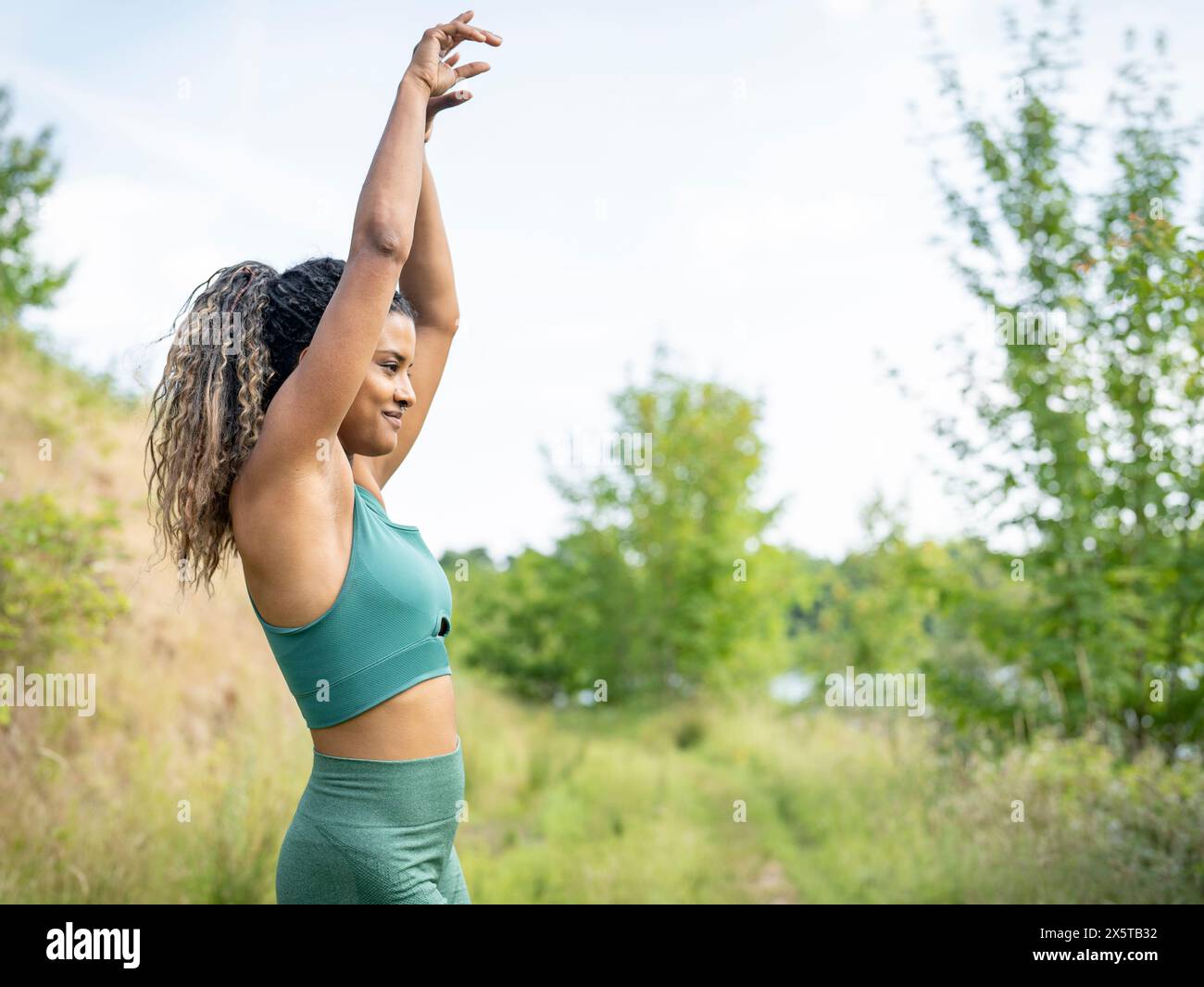 Arms raised hi-res stock photography and images - Alamy