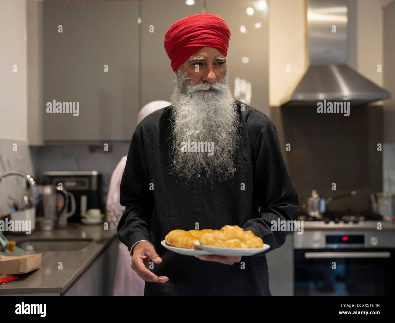 Traditional plates hi-res stock photography and images - Alamy