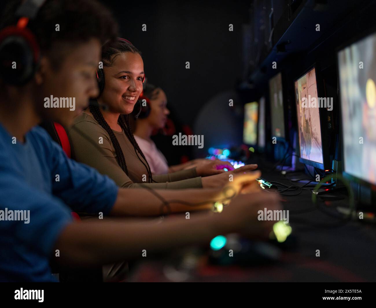 Youth club video games hi-res stock photography and images - Alamy