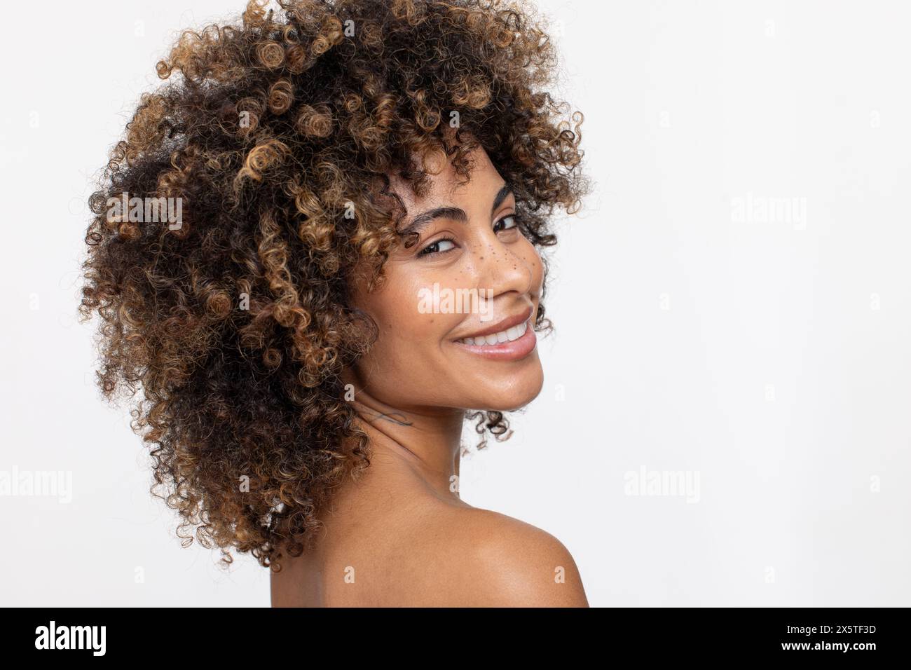 Freckles brunette hi-res stock photography and images - Alamy