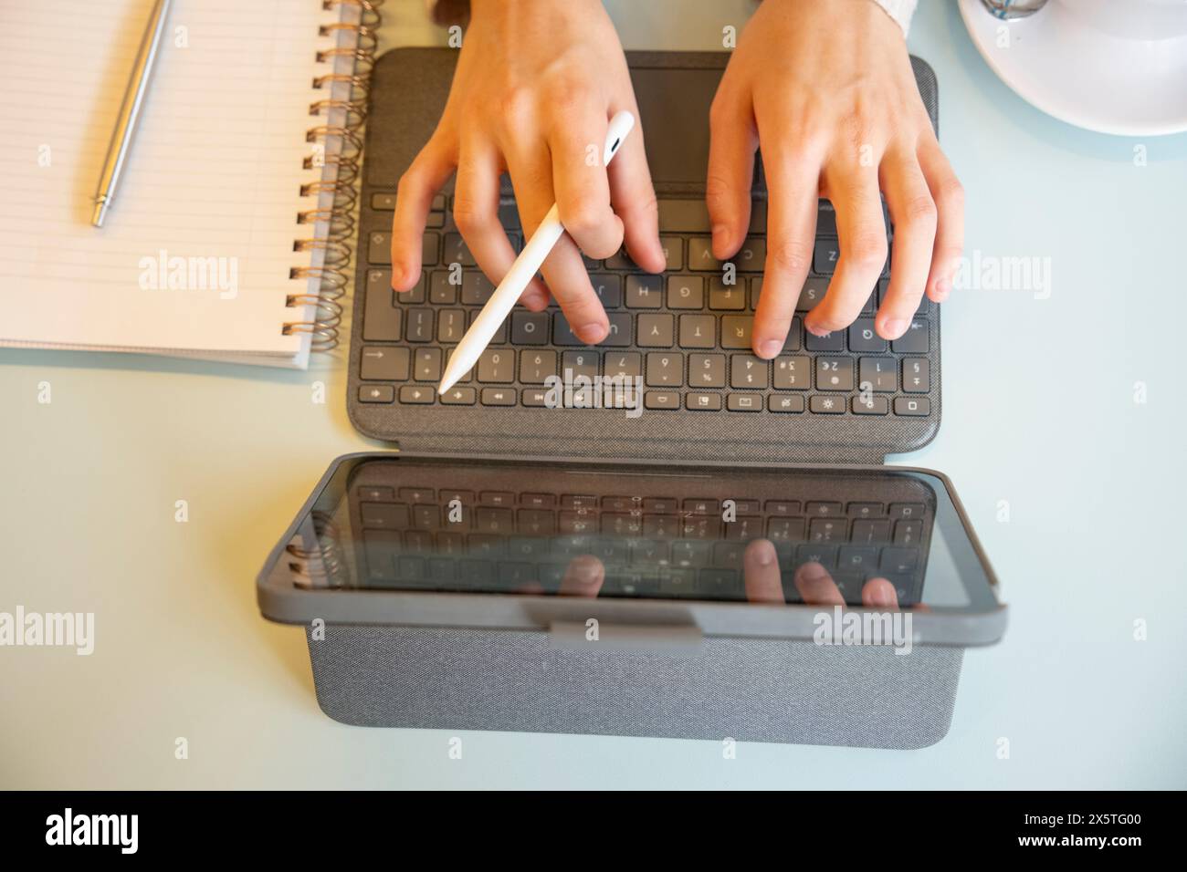 Person using stylus digital hi-res stock photography and images - Alamy