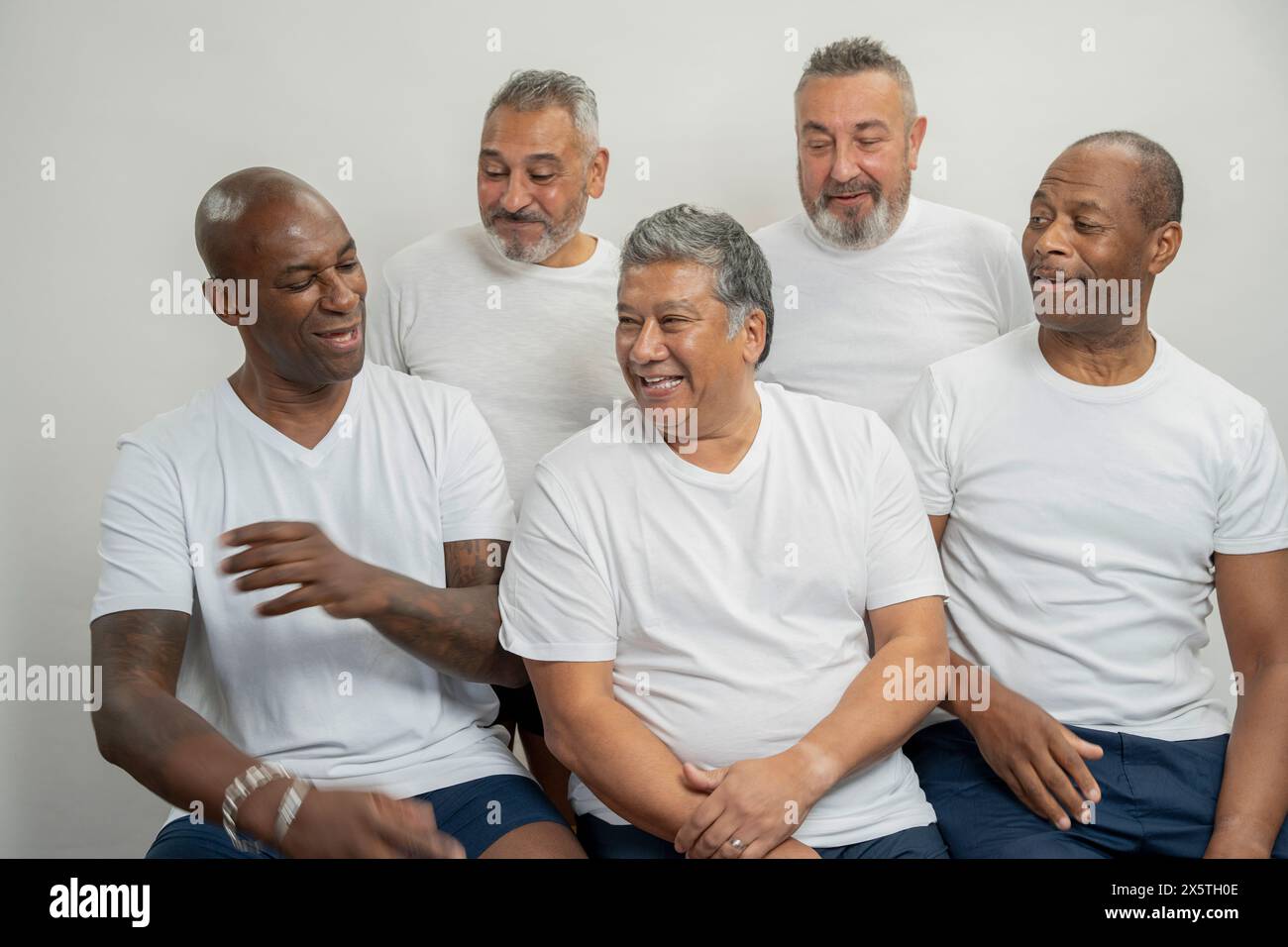 Group portrait in front of hi-res stock photography and images - Alamy
