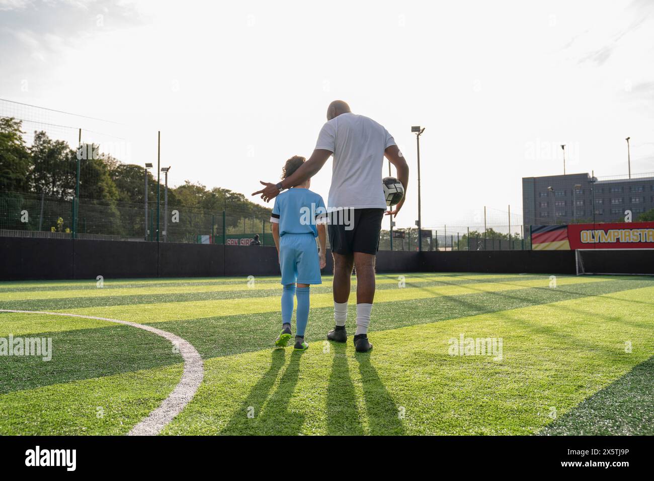 Rear coach hi-res stock photography and images - Alamy