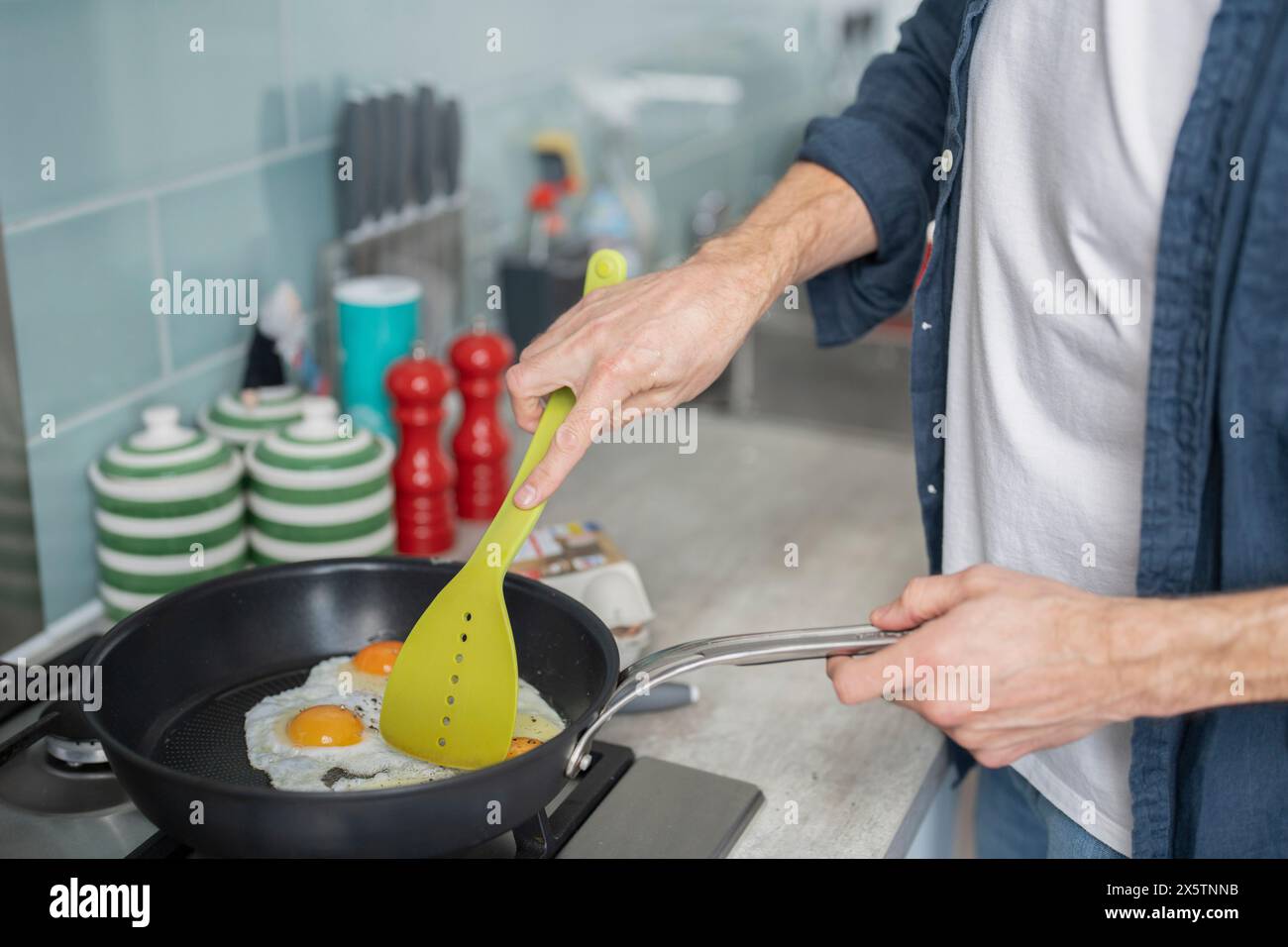 Close up man in casual hi-res stock photography and images - Alamy