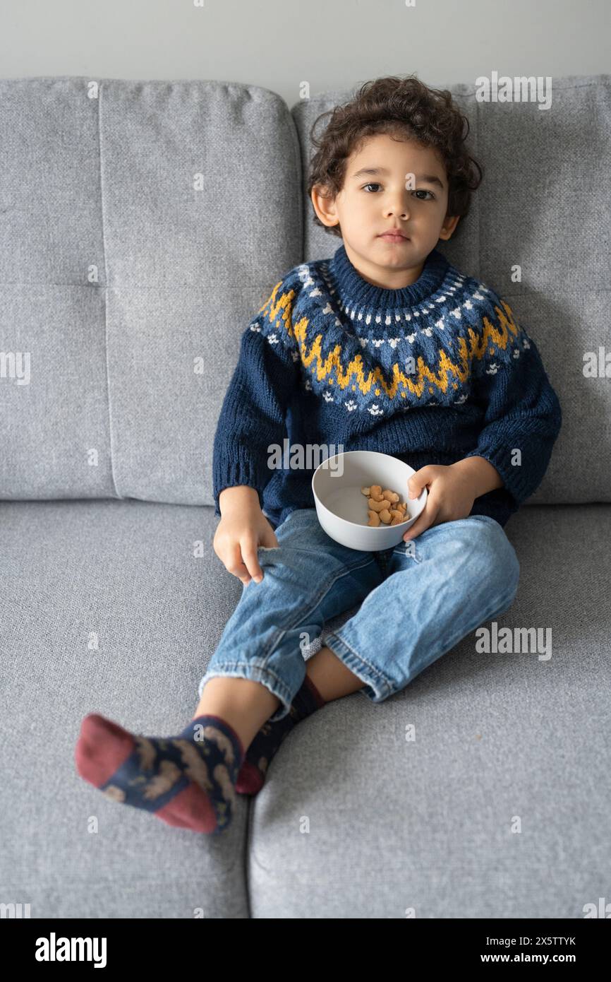 Sofa snack hi-res stock photography and images - Alamy