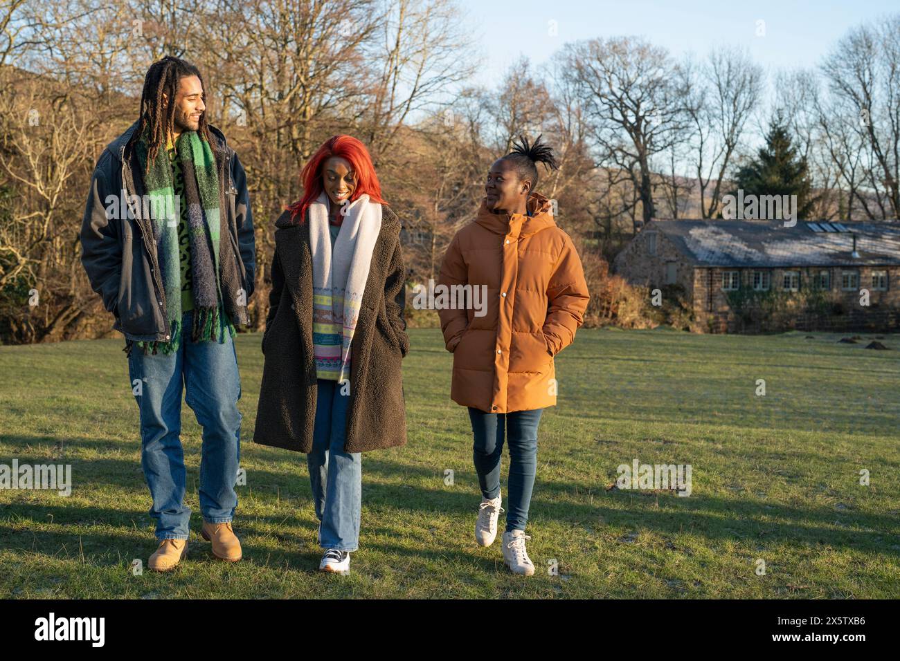 Group walk in countryside hi-res stock photography and images - Alamy