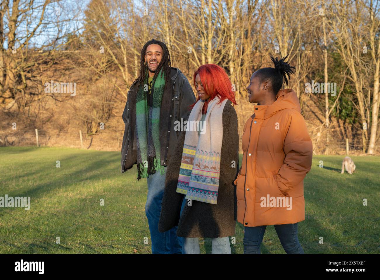 Group walk in countryside hi-res stock photography and images - Alamy