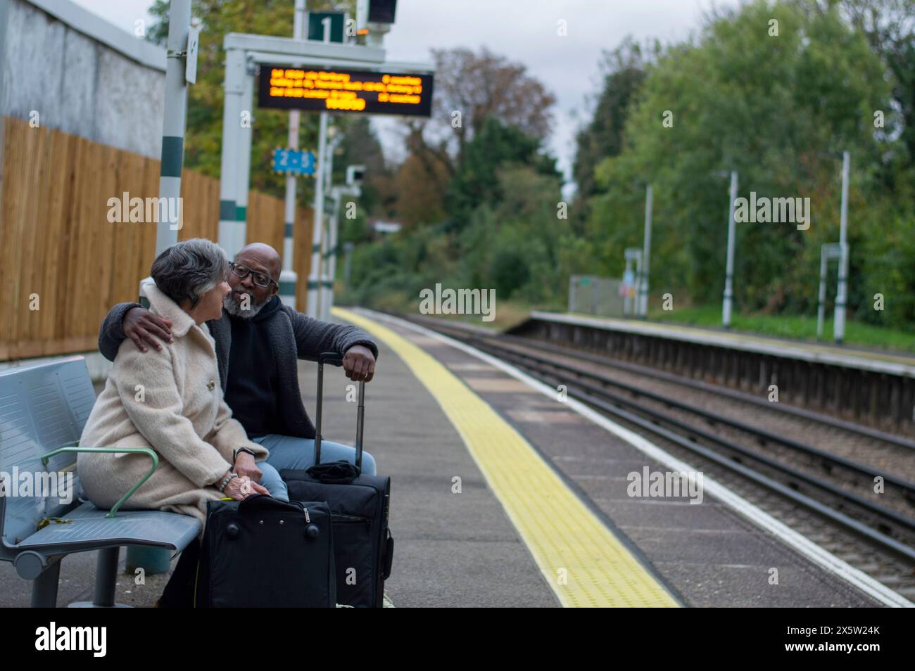 Waiting train hi-res stock photography and images - Alamy