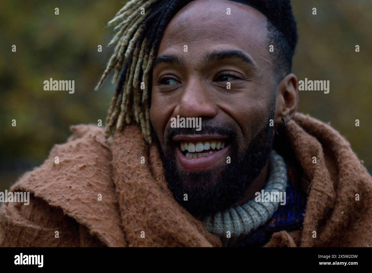 Adult man hi-res stock photography and images - Alamy