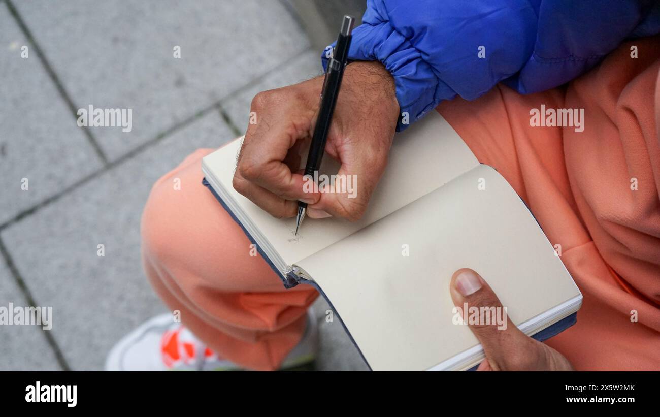 Man diary hi-res stock photography and images - Alamy