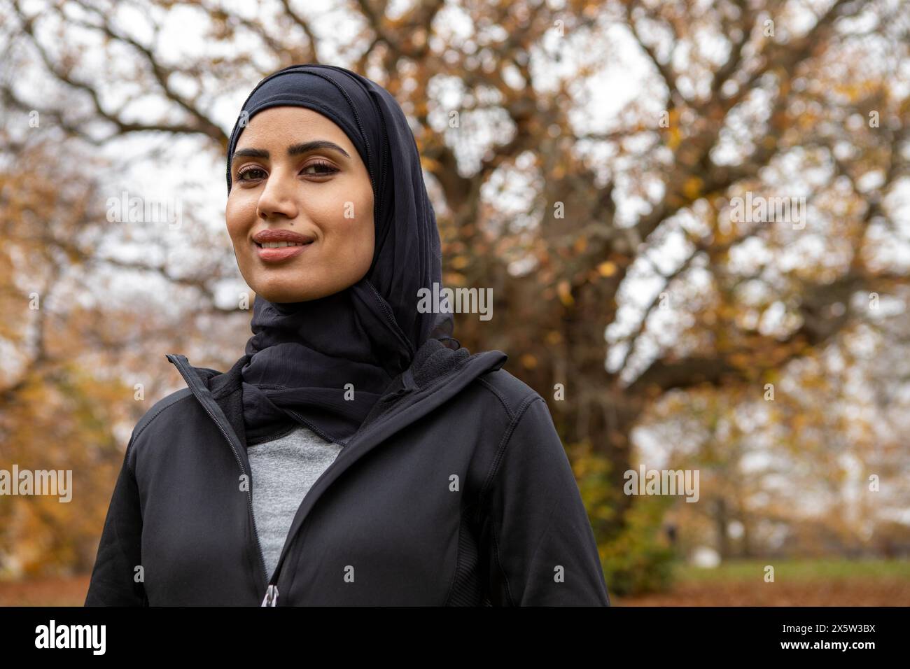 Person in black clothing hi-res stock photography and images - Alamy