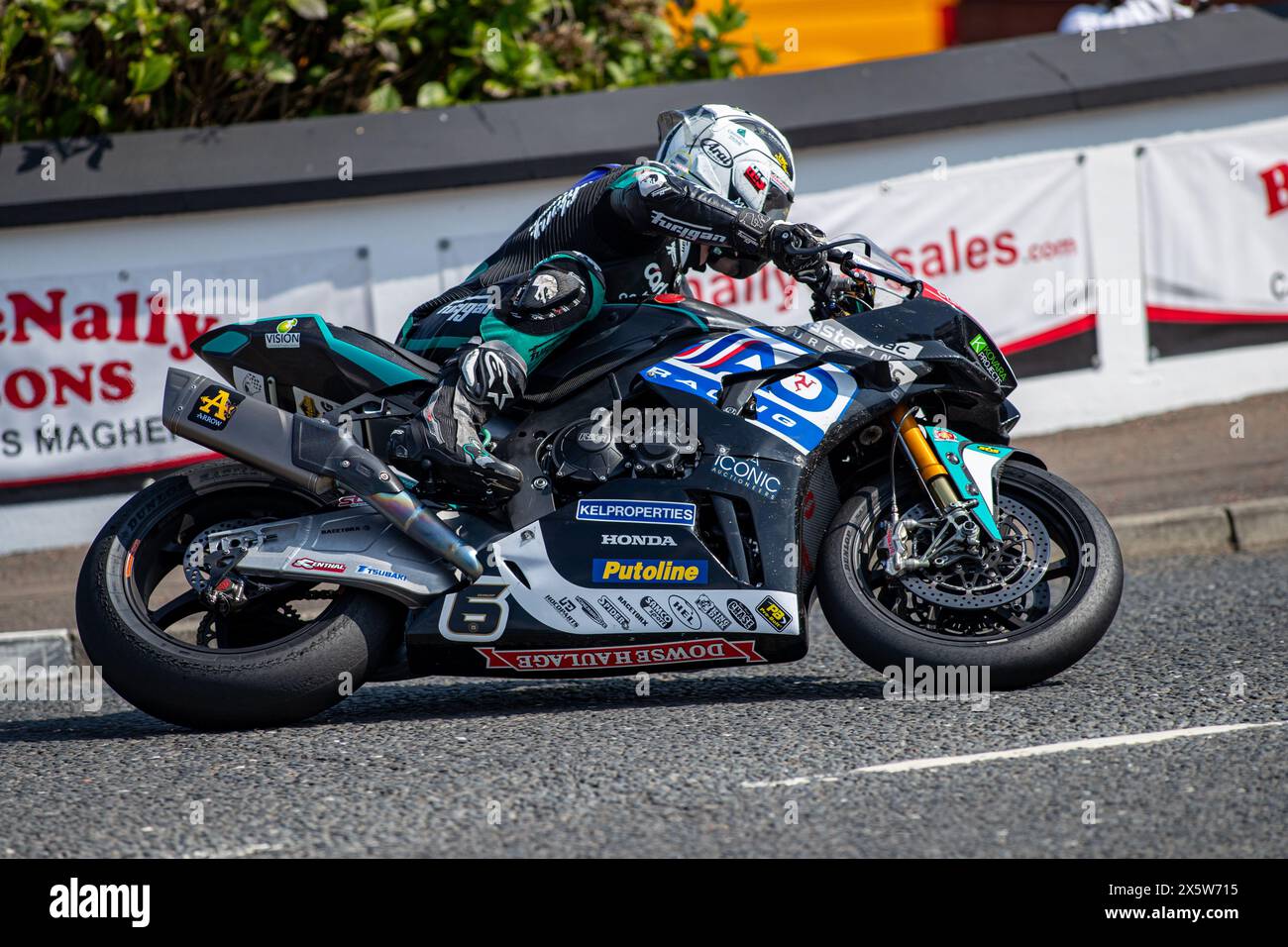 Portstewart, UK. 09th May, 2024. Glenn Irwin (1) won the Anchor Bar ...
