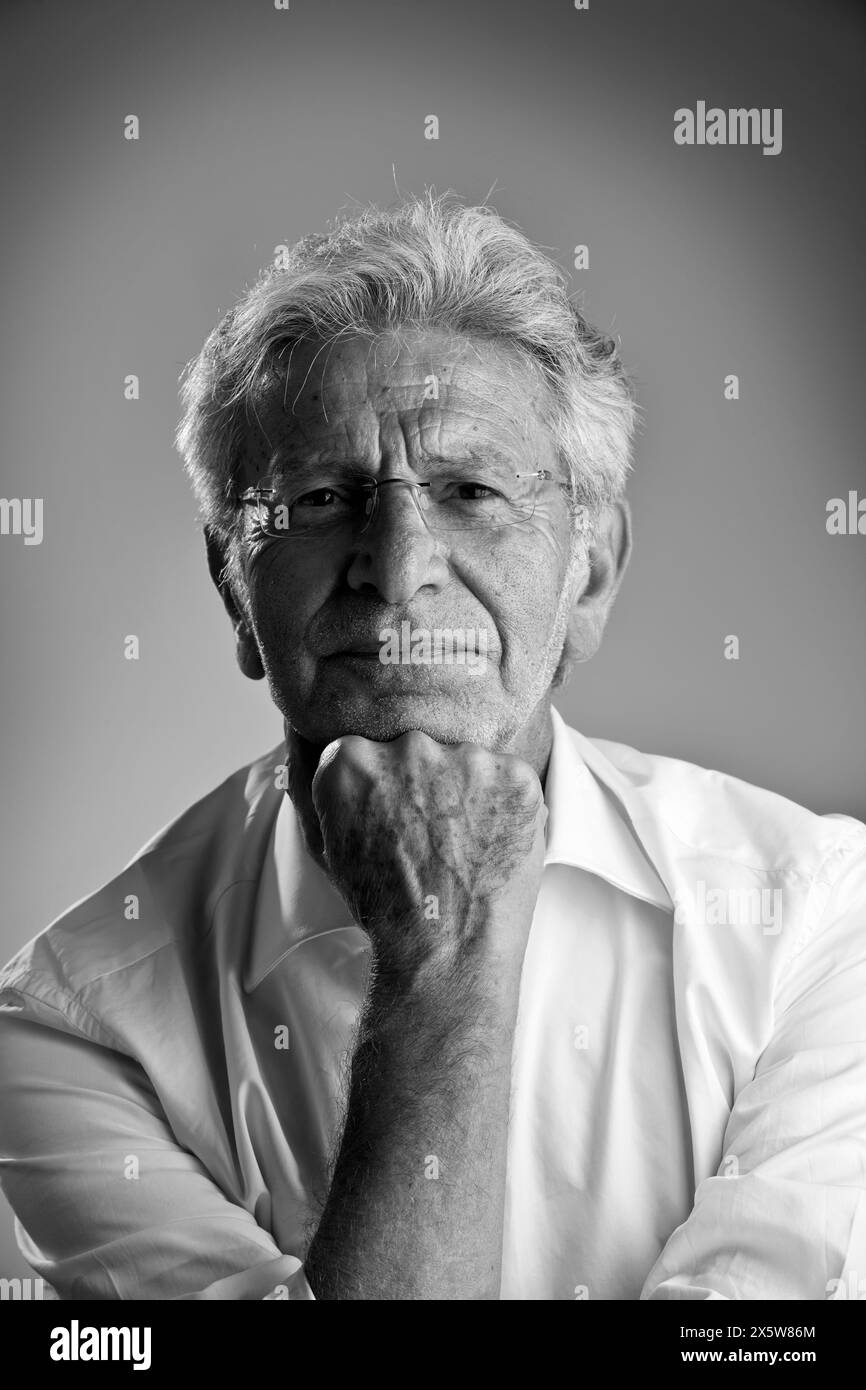 Confident senior businessman gray Black and White Stock Photos & Images ...