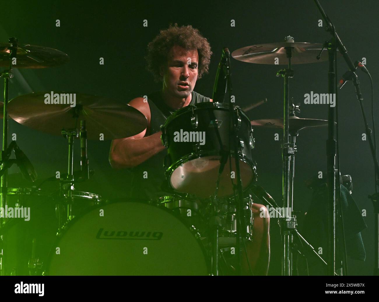 Hollywood FL, USA. 10th May, 2024. Queens of the Stone Age perform ...