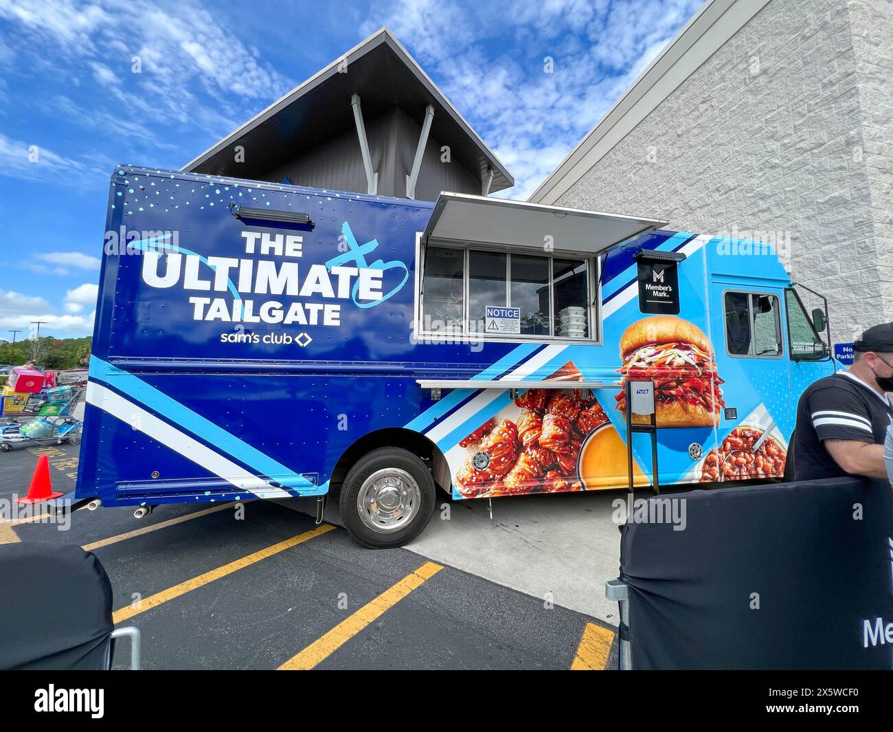 Sams club truck hi-res stock photography and images - Alamy