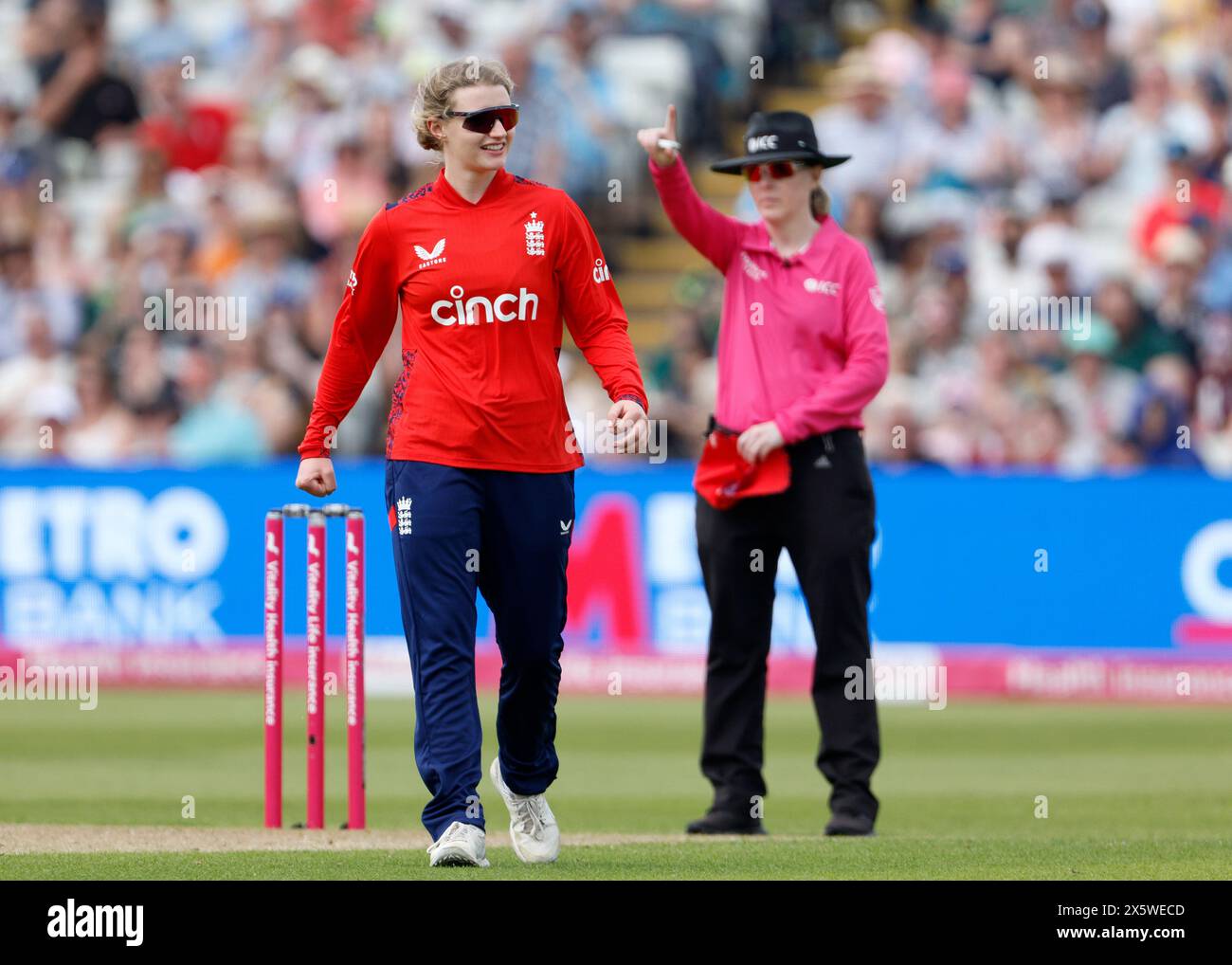 England's Charlie Dean celebrates taking the wicket of Pakistan's ...