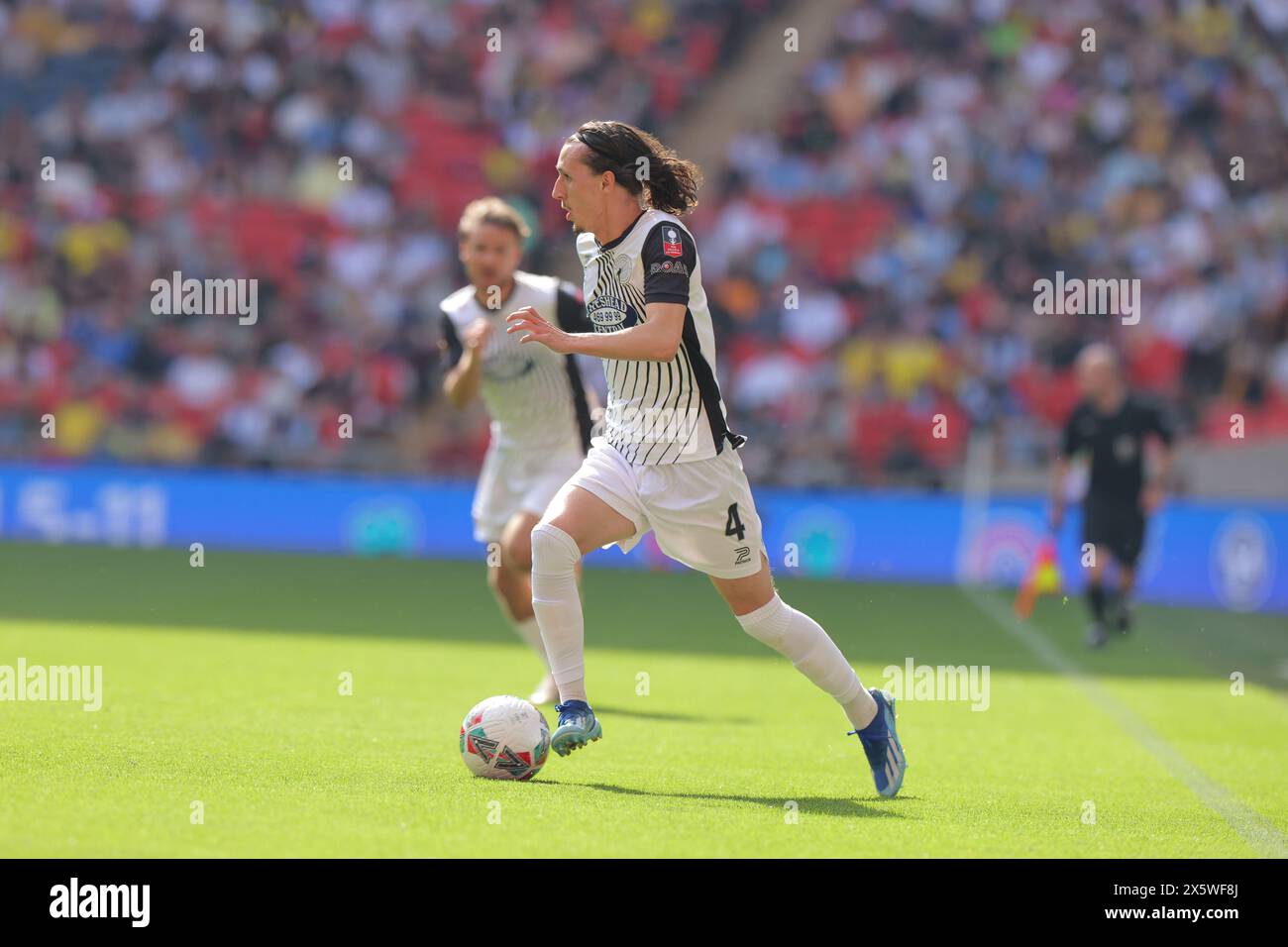 London, UK. 11th May, 2024. Wembley, England, May 11th 2024: Robbie ...