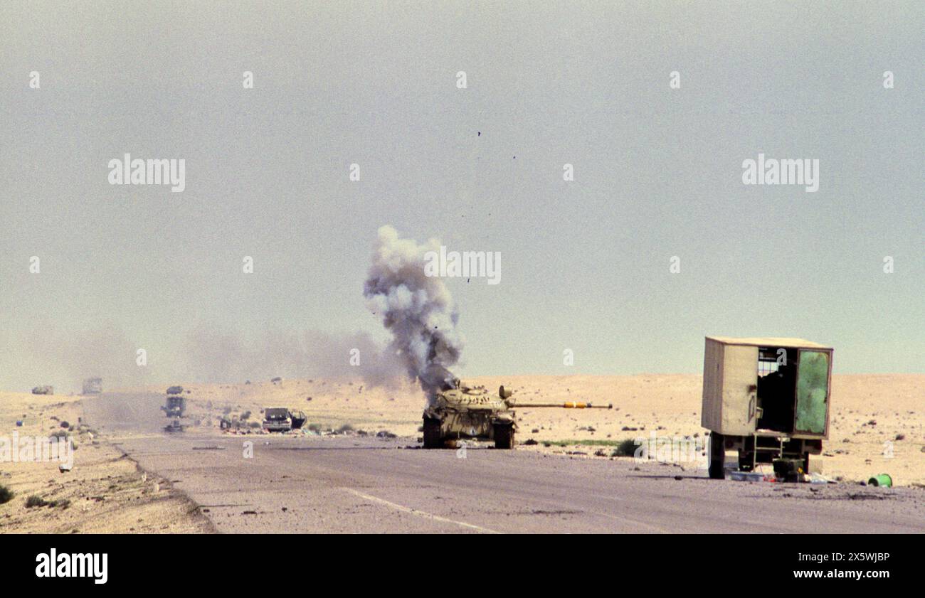 First Gulf War: 4th March 1991 An abandoned Iraqi T55 tank explodes ...
