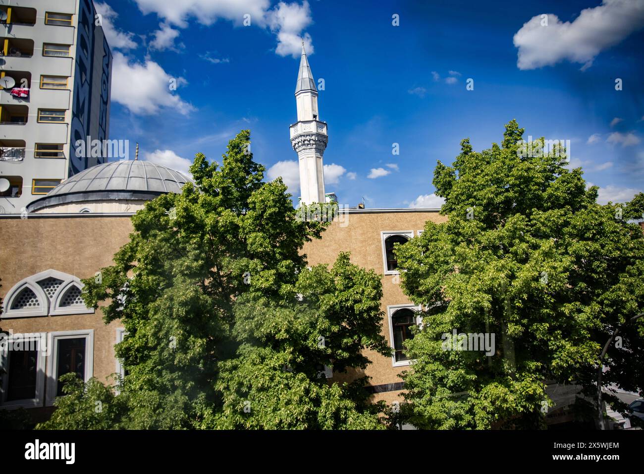 Die Mevlana Moschee in Berlin Kreuzberg am 8. Mai 2024. Mevlana Moschee ...