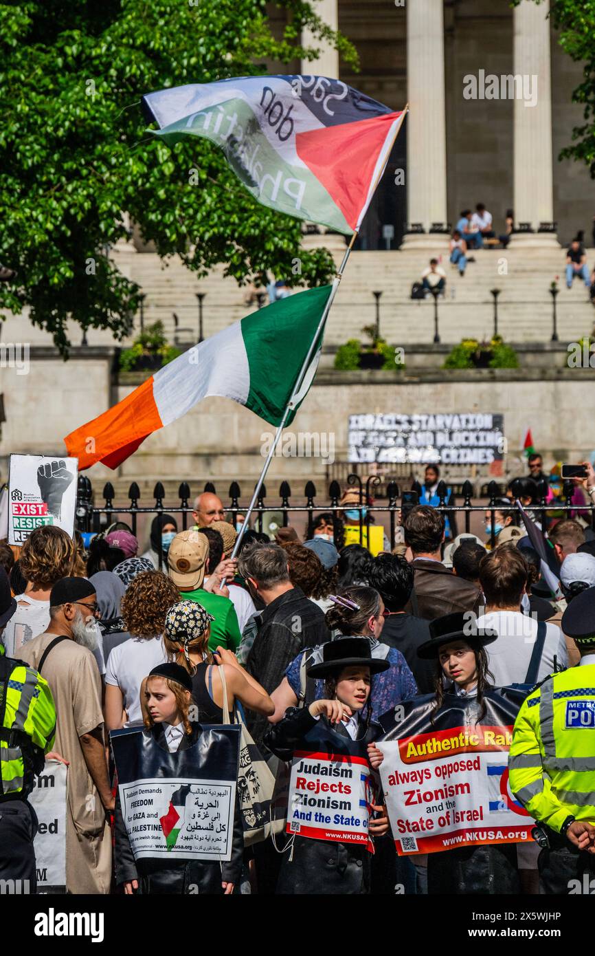 London, UK. 11th May, 2024. A march arrives, including orthdox Jews, to ...