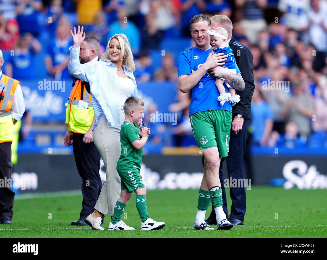Everton goalkeeper Jordan Pickford, his wife Megan Pickford and their ...