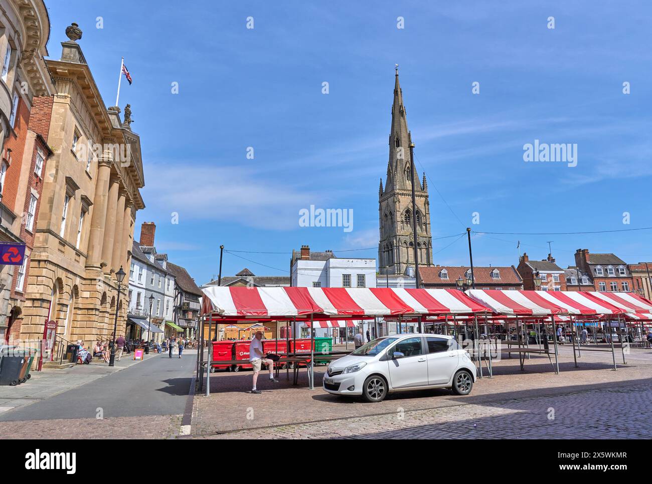 Market square in Newark on Trent, Nottinghamshire, UK Stock Photo - Alamy