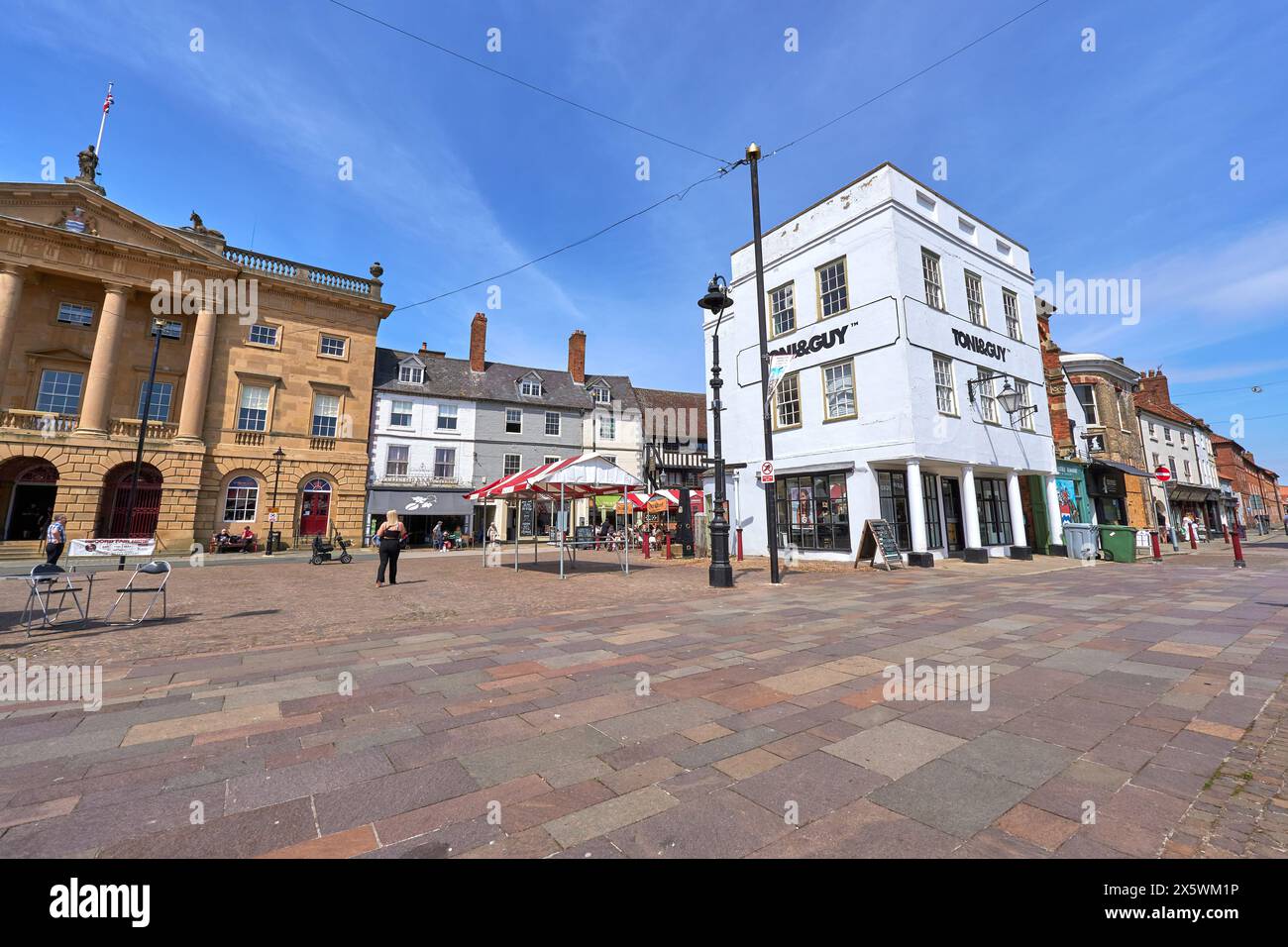 Market square in Newark on Trent, Nottinghamshire, UK Stock Photo - Alamy