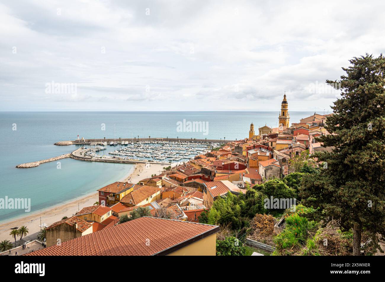 Harbor of menton hi-res stock photography and images - Alamy