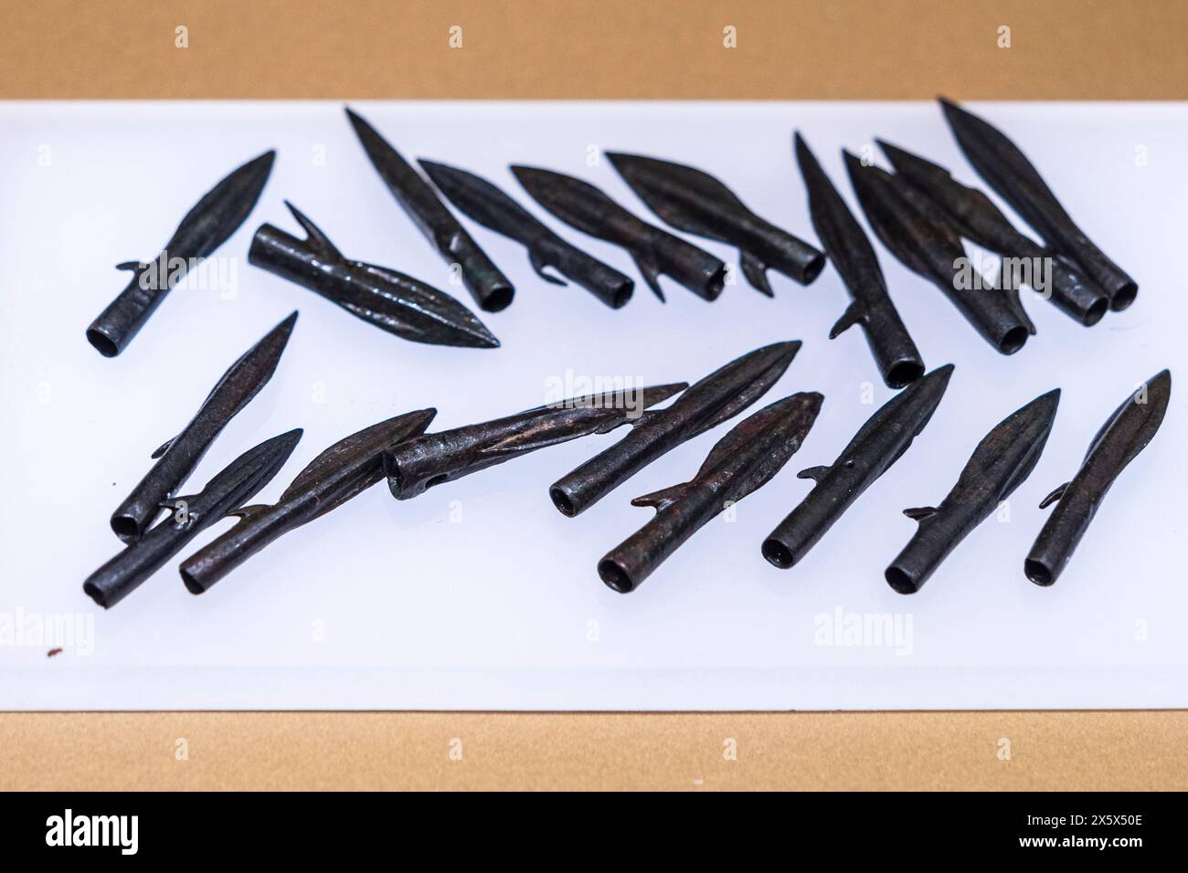bronze arrowheads, Estepa (Seville), Iberian culture, Iberian Museum of ...