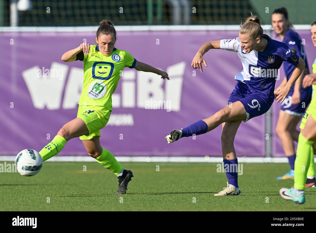 Anderlecht, Belgium. 11th May, 2024. Emma Van Britsom (8) of AA Gent ...