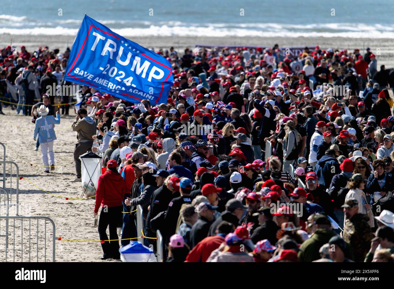 Trump new jersey rally may 11 2024 hi-res stock photography and images ...