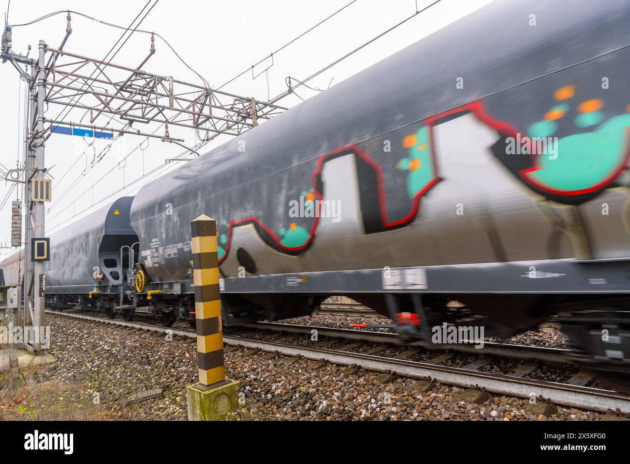 Cargo train on motion hi-res stock photography and images - Alamy